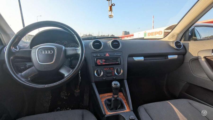 Blue Audi A3 2006 in Vilnius, with an engine capacity of 1.97 L and mileage of 373 thousand km for 2799 €, photo 9 on AUTOMOTO.COM.LV