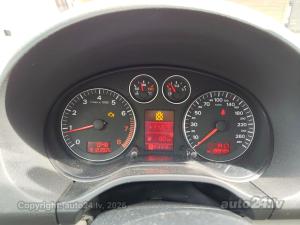 Zils Audi A3 2006 Tallina, ar dzinēja tilpumu 3.20 L un nobraukumu 0 tūkst. km par 2500 €, foto 10 vietnē AUTOMOTO.COM.LV