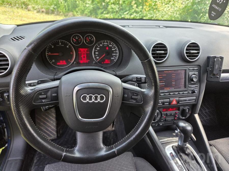 Blue Audi A3 2006 in Cesis, with an engine capacity of 2.00 L and mileage of 243 thousand km for 3300 €, photo 6 on AUTOMOTO.COM.LV