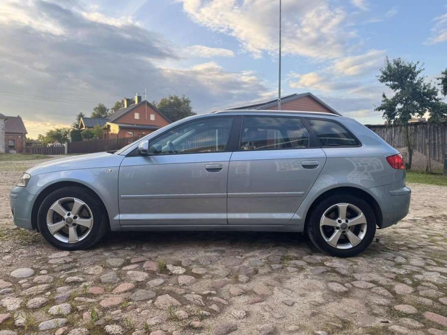Blue Audi A3 2006 in Kaisiadorys, with an engine capacity of 1.97 L and mileage of 261 thousand km for 4000 €, photo 4 on AUTOMOTO.COM.LV