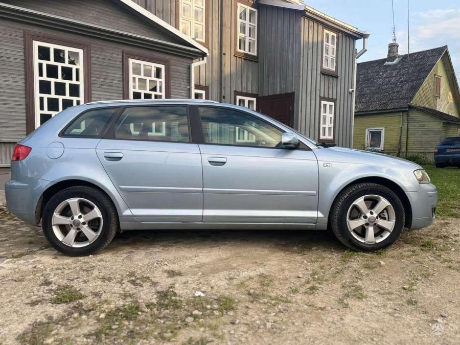 Blue Audi A3 2006 in Kaisiadorys, with an engine capacity of 1.97 L and mileage of 261 thousand km for 4000 €, photo 8 on AUTOMOTO.COM.LV
