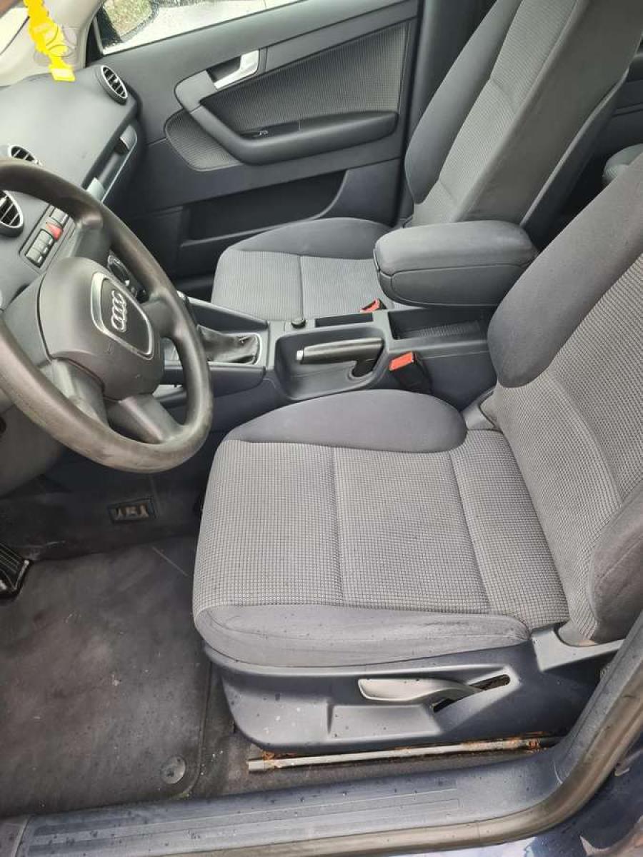 Zils Audi A3 2006 Kaišiadorys, ar dzinēja tilpumu 1.97 L un nobraukumu 324 tūkst. km par 2450 €, foto 16 vietnē AUTOMOTO.COM.LV
