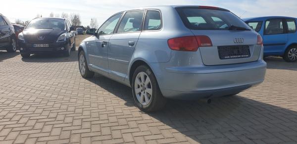 Zils Audi A3 2007 Kėdainiai, ar dzinēja tilpumu 1.60 L un nobraukumu 280 tūkst. km par 2300 €, foto 7 vietnē AUTOMOTO.COM.LV
