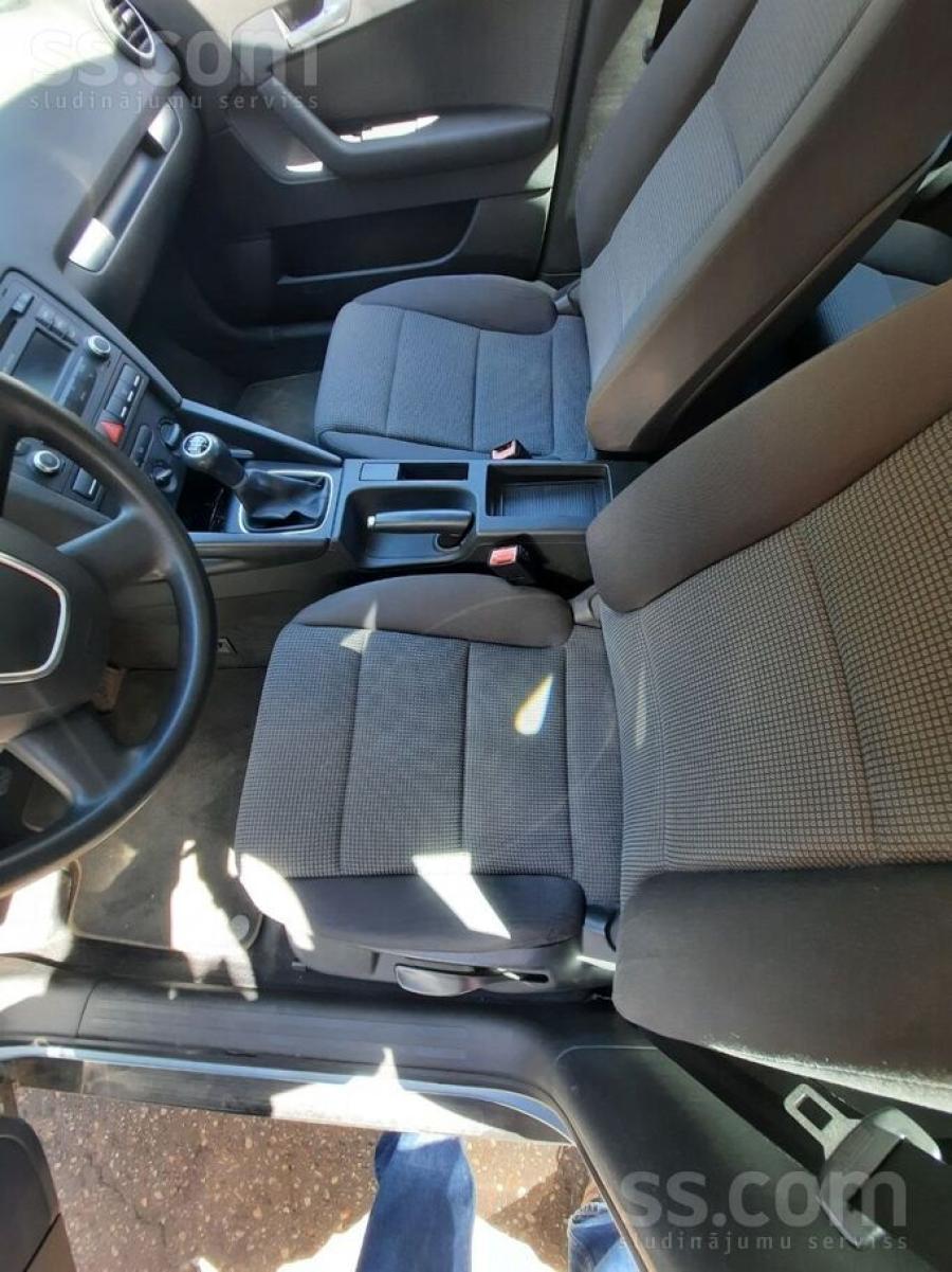 Zils Audi A3 2008 Rīga, ar dzinēja tilpumu 1.90 L un nobraukumu 215 tūkst. km par 2800 €, foto 7 vietnē AUTOMOTO.COM.LV