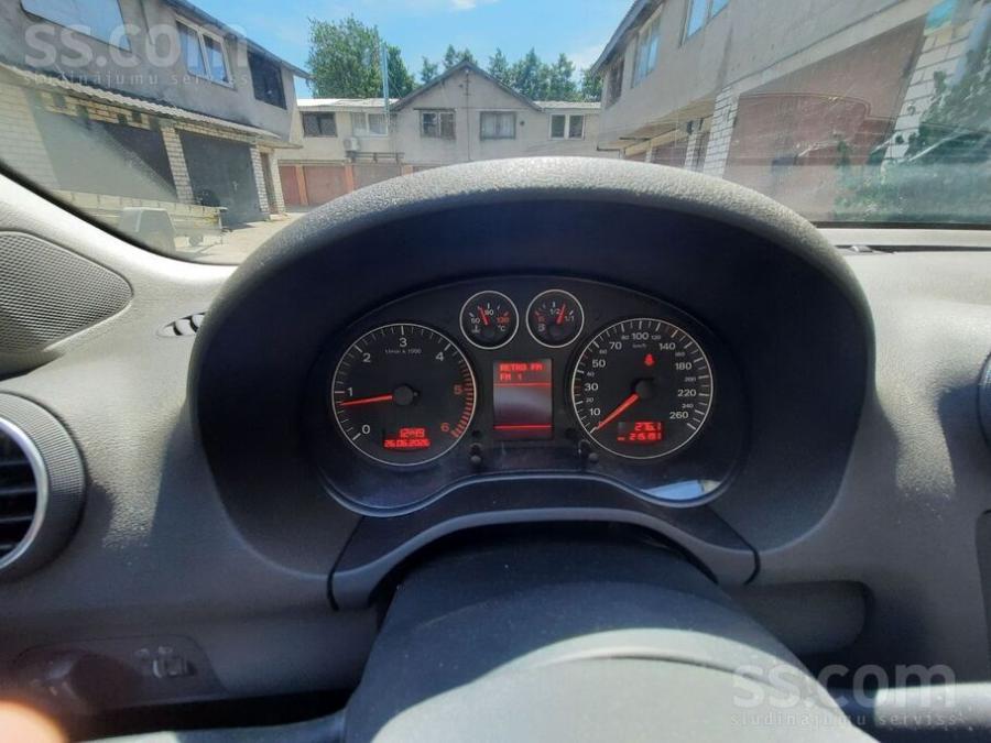 Zils Audi A3 2008 Rīga, ar dzinēja tilpumu 1.90 L un nobraukumu 215 tūkst. km par 2800 €, foto 8 vietnē AUTOMOTO.COM.LV
