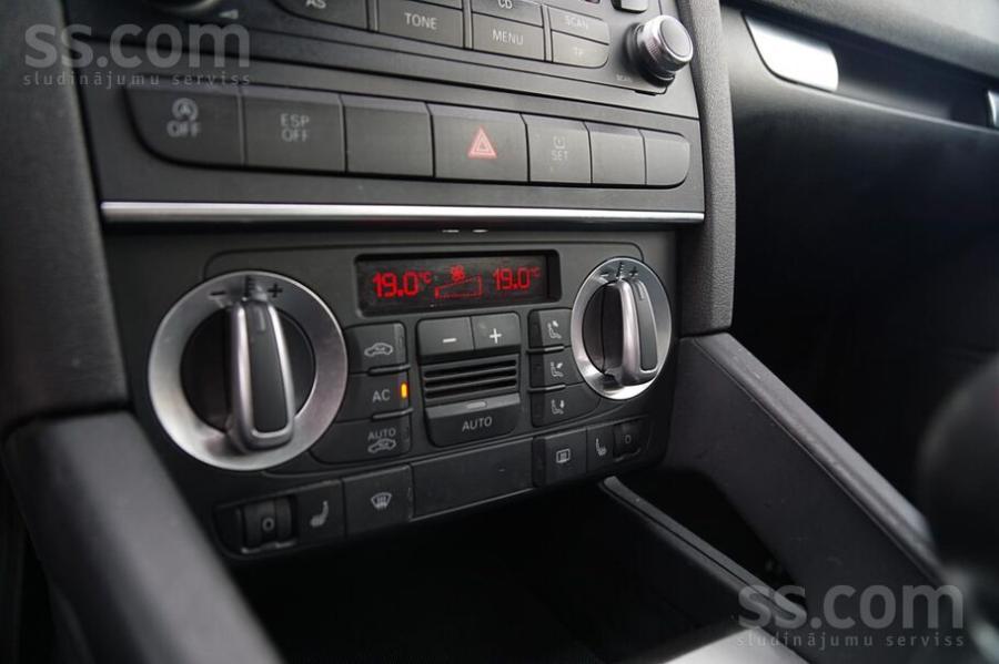 Blue Audi A3 2009 in Riga, with an engine capacity of 1.40 L and mileage of 278 thousand km for 5690 €, photo 17 on AUTOMOTO.COM.LV