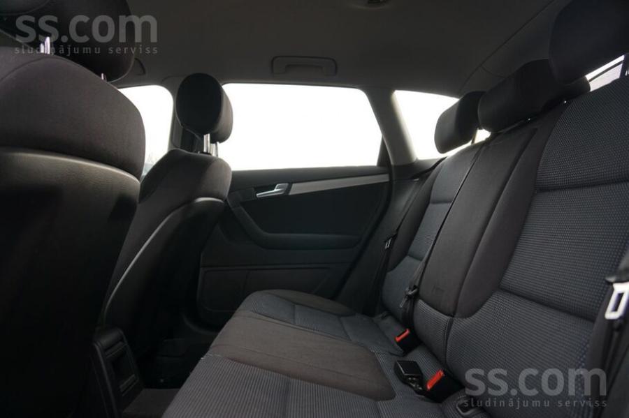 Blue Audi A3 2009 in Riga, with an engine capacity of 1.40 L and mileage of 278 thousand km for 5690 €, photo 21 on AUTOMOTO.COM.LV