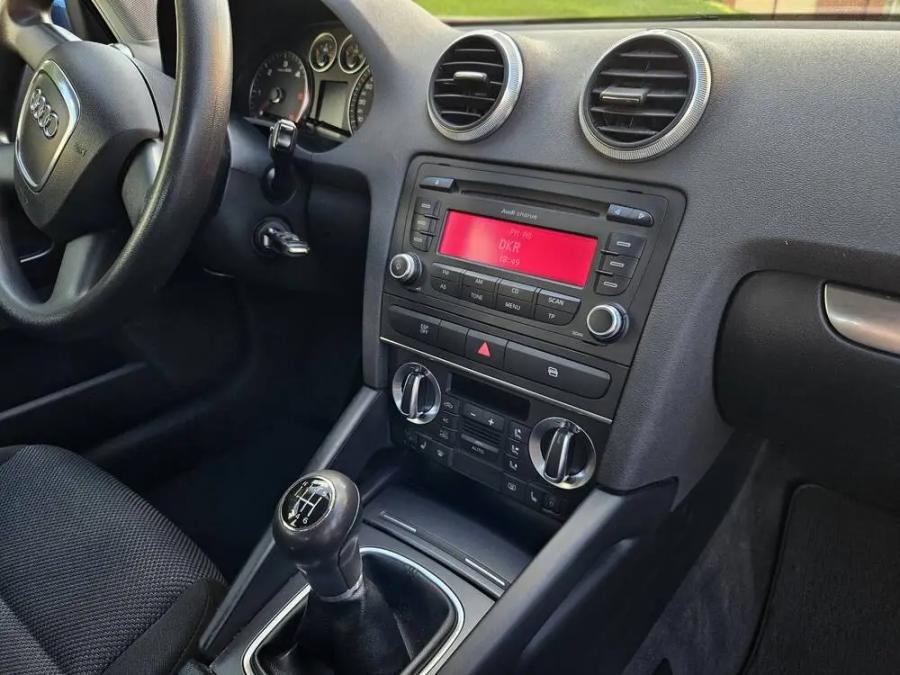 Zils Audi A3 2009 Jēkabpils, ar dzinēja tilpumu 2.00 L un nobraukumu 327 tūkst. km par 1890 €, foto 18 vietnē AUTOMOTO.COM.LV