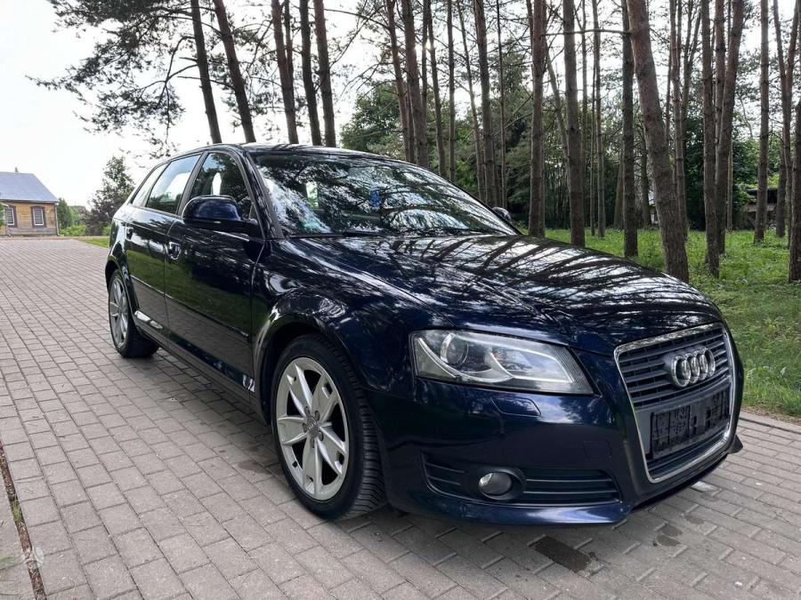 Blue Audi A3 2009 in Utena, with an engine capacity of 1.97 L and mileage of 273 thousand km for 4495 €, photo 8 on AUTOMOTO.COM.LV