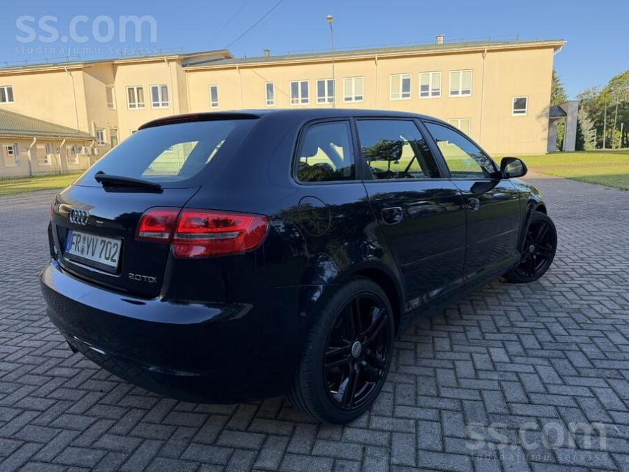 Zils Audi A3 2009 Ludza, ar dzinēja tilpumu 2.00 L un nobraukumu 0 tūkst. km par 5300 €, foto 7 vietnē AUTOMOTO.COM.LV