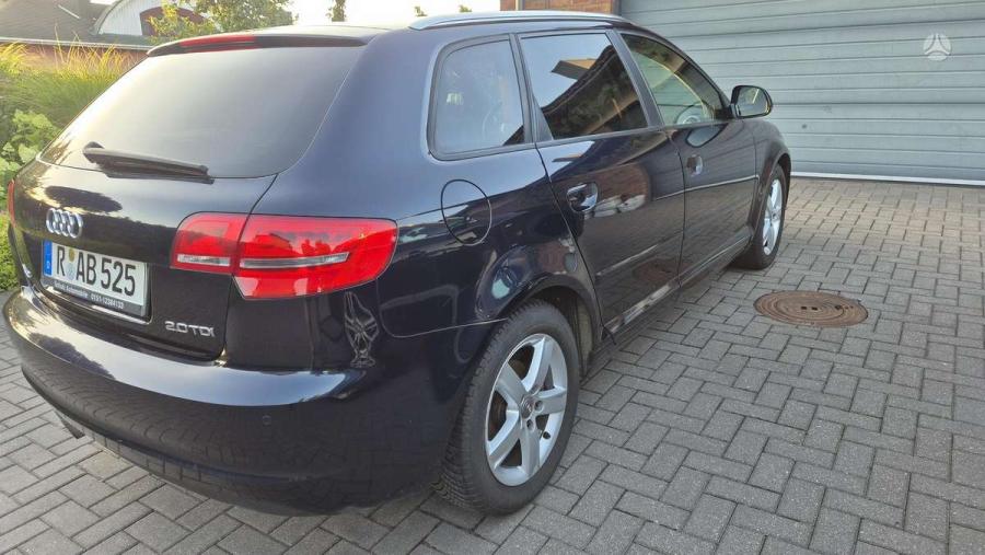 Blue Audi A3 2009 in Vilnius, with an engine capacity of 1.97 L and mileage of 246 thousand km for 2700 €, photo 5 on AUTOMOTO.COM.LV