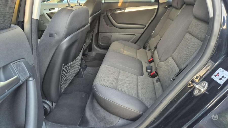 Blue Audi A3 2009 in Vilnius, with an engine capacity of 1.97 L and mileage of 246 thousand km for 2700 €, photo 11 on AUTOMOTO.COM.LV