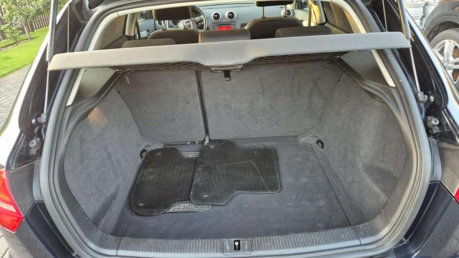 Blue Audi A3 2009 in Vilnius, with an engine capacity of 1.97 L and mileage of 246 thousand km for 2700 €, photo 18 on AUTOMOTO.COM.LV