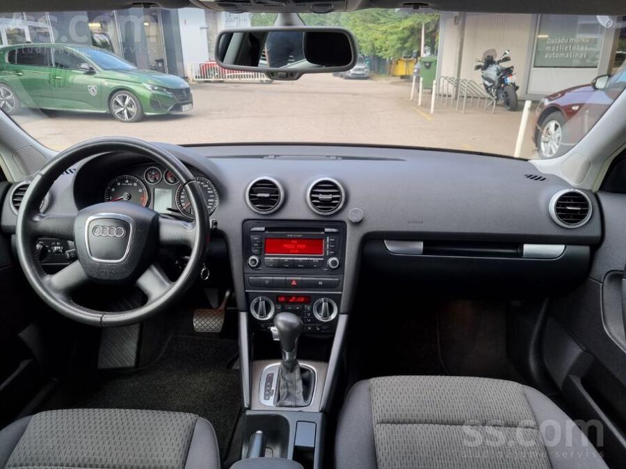 Blue Audi A3 2009 in Riga, with an engine capacity of 1.40 L and mileage of 137 thousand km for 6200 €, photo 7 on AUTOMOTO.COM.LV