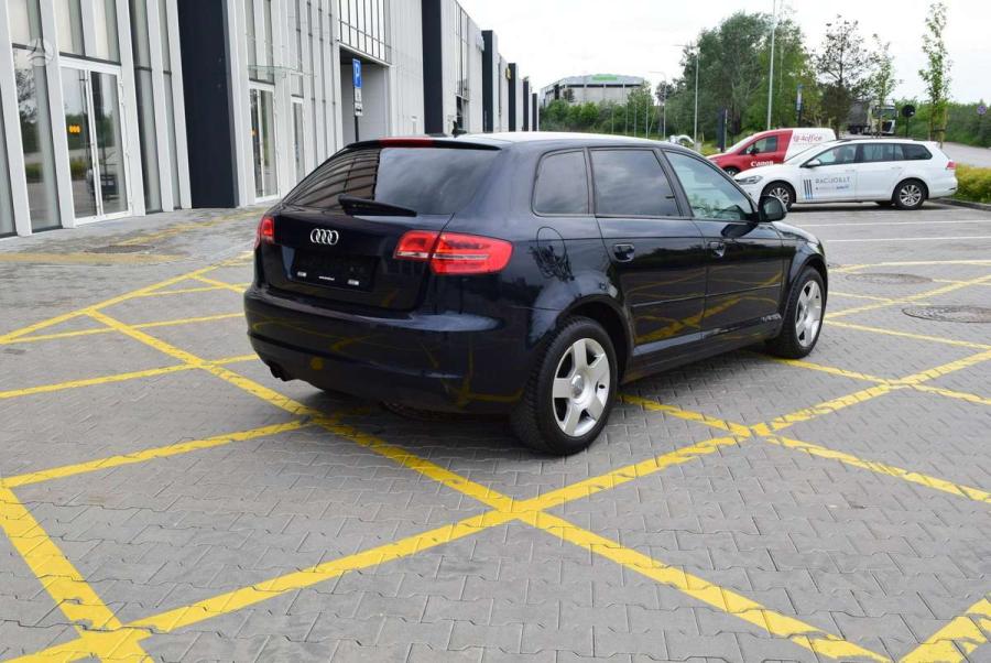 Blue Audi A3 2009 in Vilnius, with an engine capacity of 1.97 L and mileage of 290 thousand km for 4900 €, photo 6 on AUTOMOTO.COM.LV