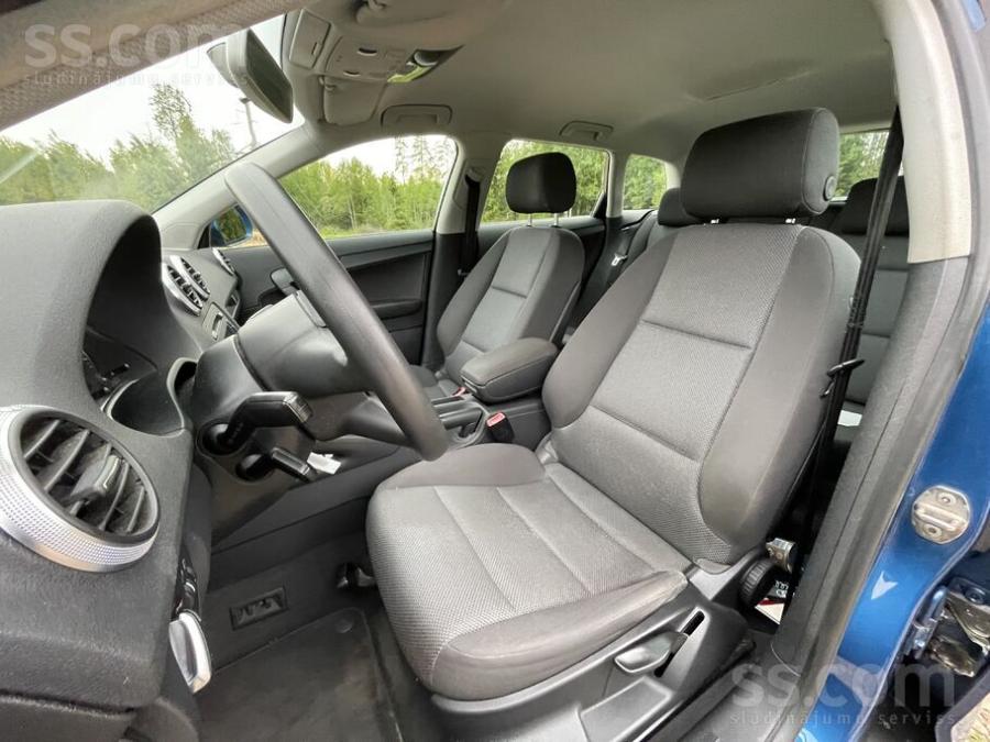 Blue Audi A3 2010 in Cesis, with an engine capacity of 2.00 L and mileage of 0 thousand km for 5790 €, photo 9 on AUTOMOTO.COM.LV