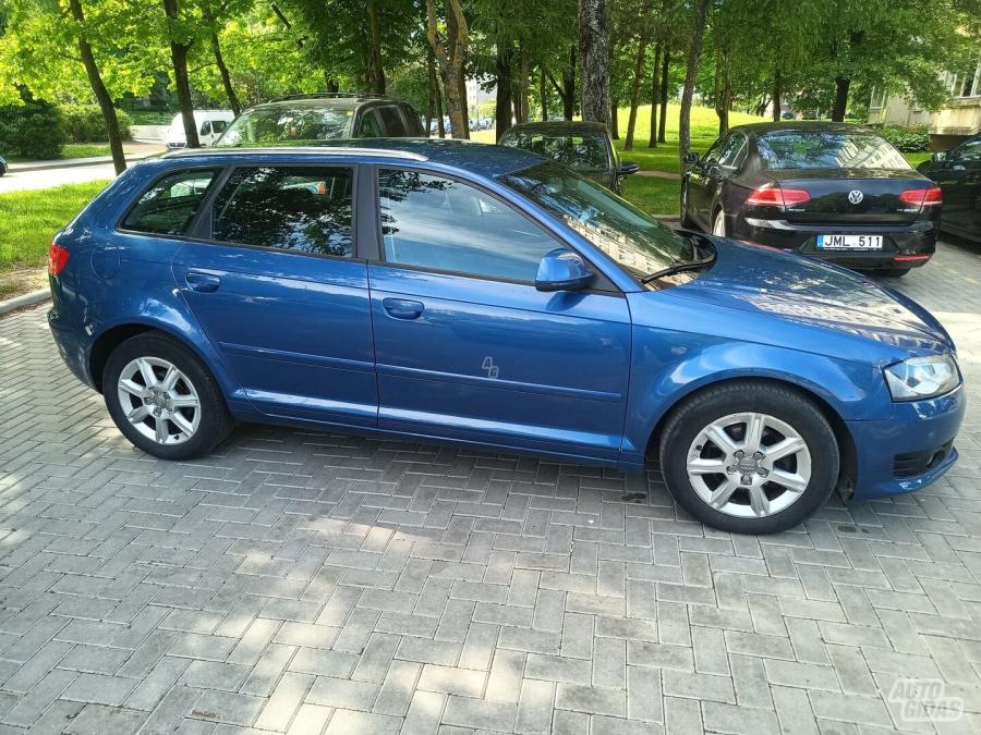 Blue Audi A3 2010 in Kaunas, with an engine capacity of 2.00 L and mileage of 330 thousand km for 5500 €, photo 4 on AUTOMOTO.COM.LV