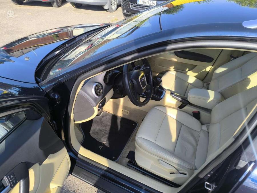 Blue Audi A3 2010 in Siauliai, with an engine capacity of 1.60 L and mileage of 281 thousand km for 4250 €, photo 10 on AUTOMOTO.COM.LV