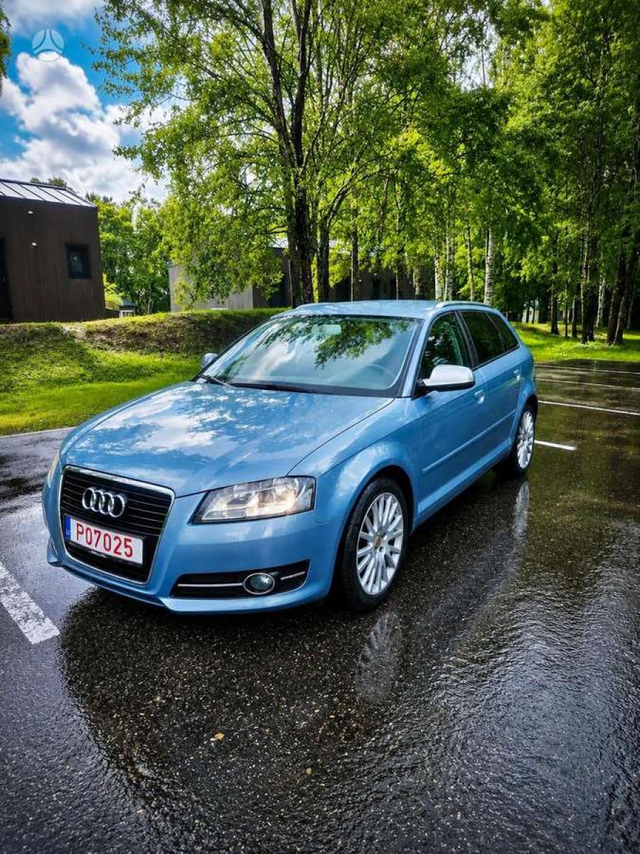 Blue Audi A3 2010 in Utena, with an engine capacity of 1.60 L and mileage of 260 thousand km for 3950 €, photo 3 on AUTOMOTO.COM.LV