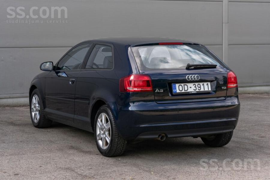 Zils Audi A3 2011 Rīga, ar dzinēja tilpumu 1.60 L un nobraukumu 0 tūkst. km par 5852 €, foto 4 vietnē AUTOMOTO.COM.LV