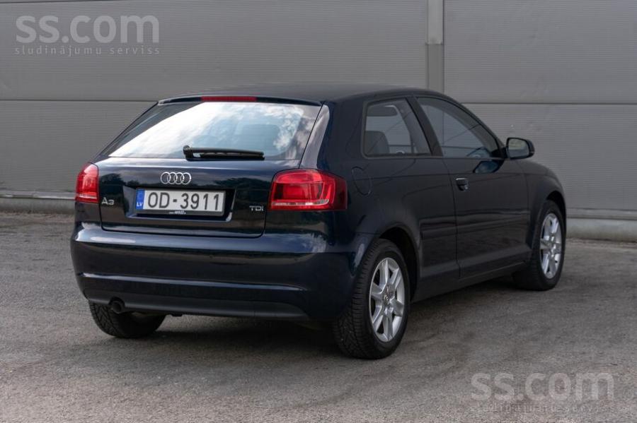 Zils Audi A3 2011 Rīga, ar dzinēja tilpumu 1.60 L un nobraukumu 0 tūkst. km par 5852 €, foto 7 vietnē AUTOMOTO.COM.LV