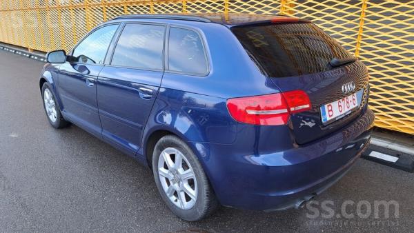 Zils Audi A3 2011 Ogre, ar dzinēja tilpumu 1.40 L un nobraukumu 222 tūkst. km par 5490 €, foto 4 vietnē AUTOMOTO.COM.LV