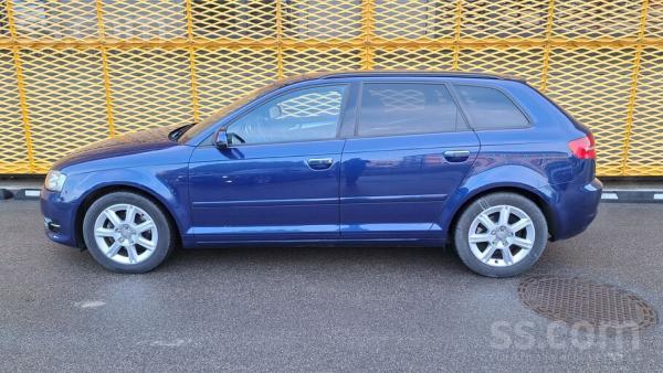 Zils Audi A3 2011 Ogre, ar dzinēja tilpumu 1.40 L un nobraukumu 222 tūkst. km par 5490 €, foto 8 vietnē AUTOMOTO.COM.LV