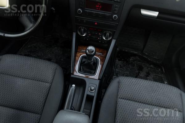 Blue Audi A3 2011 in Jelgava, with an engine capacity of 1.60 L and mileage of 359 thousand km for 4200 €, photo 6 on AUTOMOTO.COM.LV