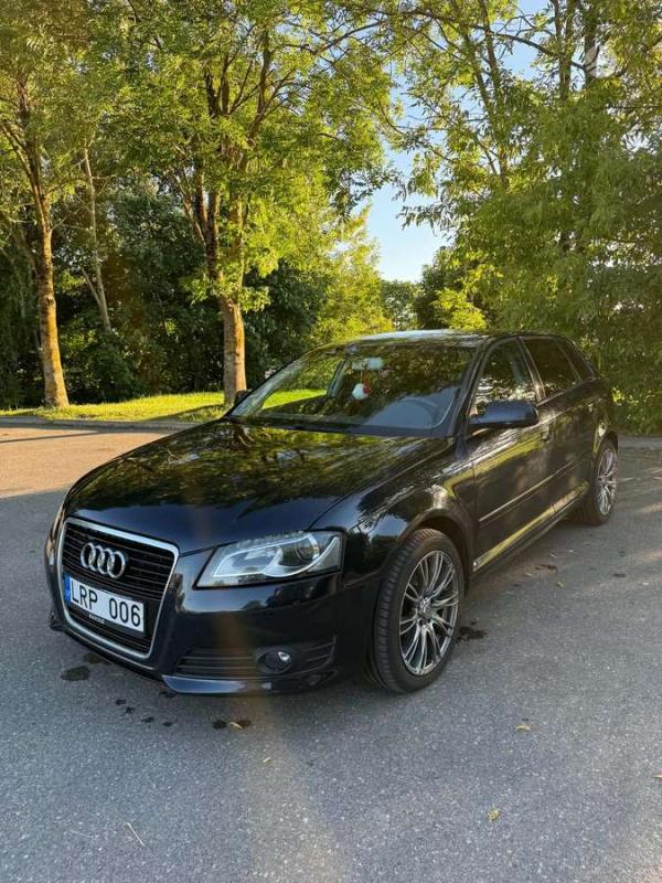Zils Audi A3 2011 Pasvalys, ar dzinēja tilpumu 1.97 L un nobraukumu 235 tūkst. km par 5200 €, foto 1 vietnē AUTOMOTO.COM.LV