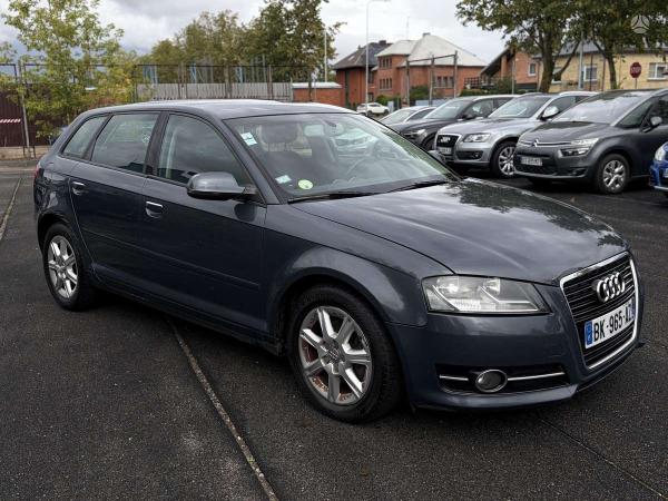 Blue Audi A3 2011 in Siauliai, with an engine capacity of 1.97 L and mileage of 279 thousand km for 3200 €, photo 4 on AUTOMOTO.COM.LV