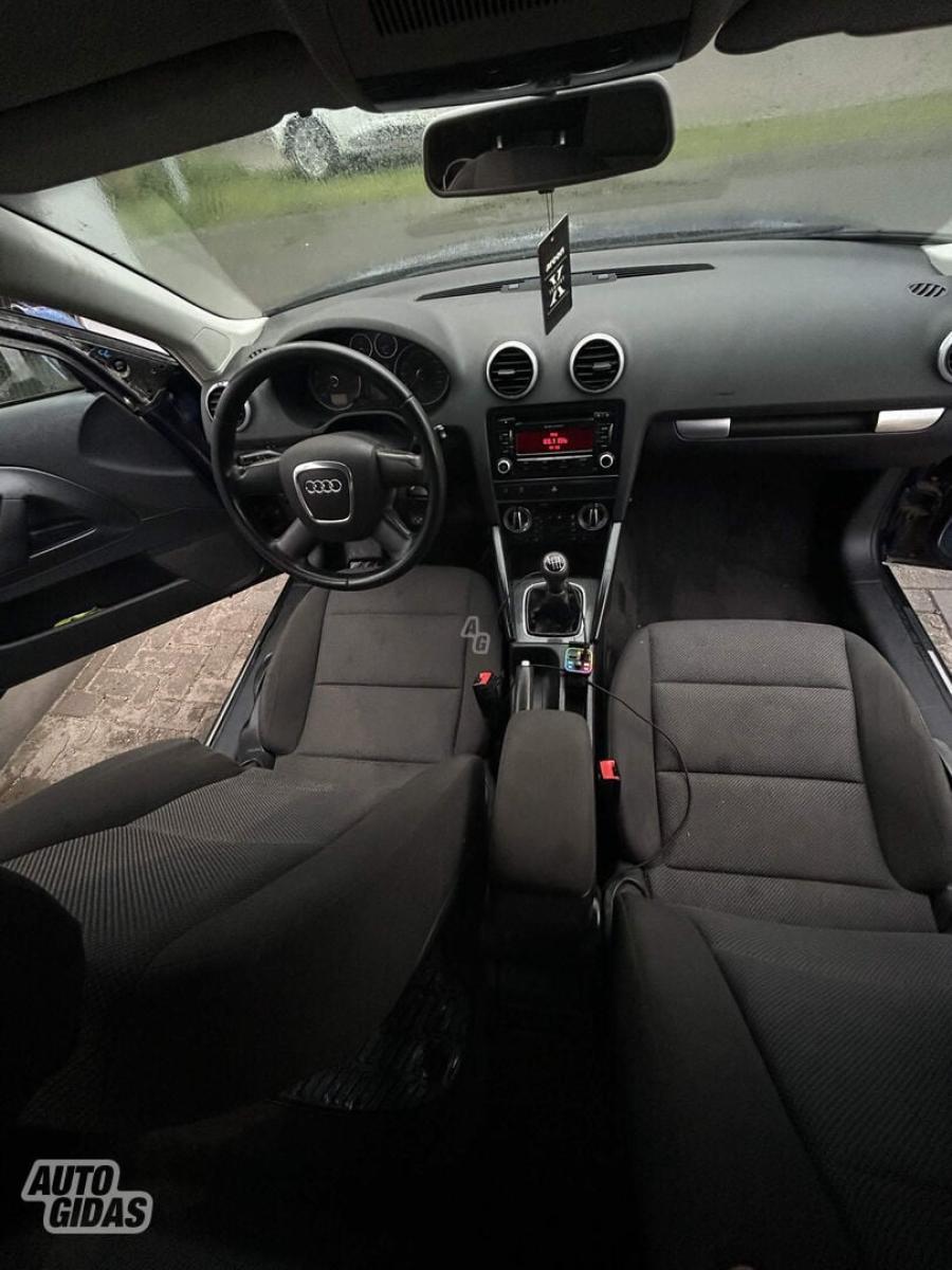 Zils Audi A3 2011 Panevēža, ar dzinēja tilpumu 1.20 L un nobraukumu 307 tūkst. km par 2200 €, foto 17 vietnē AUTOMOTO.COM.LV