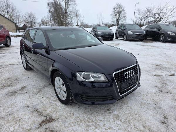 Zils Audi A3 2012 Telšiai, ar dzinēja tilpumu 1.39 L un nobraukumu 255 tūkst. km par 4750 €, foto 2 vietnē AUTOMOTO.COM.LV