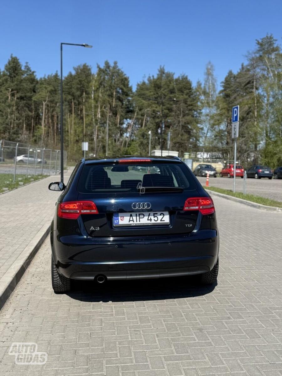 Blue Audi A3 2012 in Vilnius, with an engine capacity of 1.60 L and mileage of 262 thousand km for 6300 €, photo 9 on AUTOMOTO.COM.LV