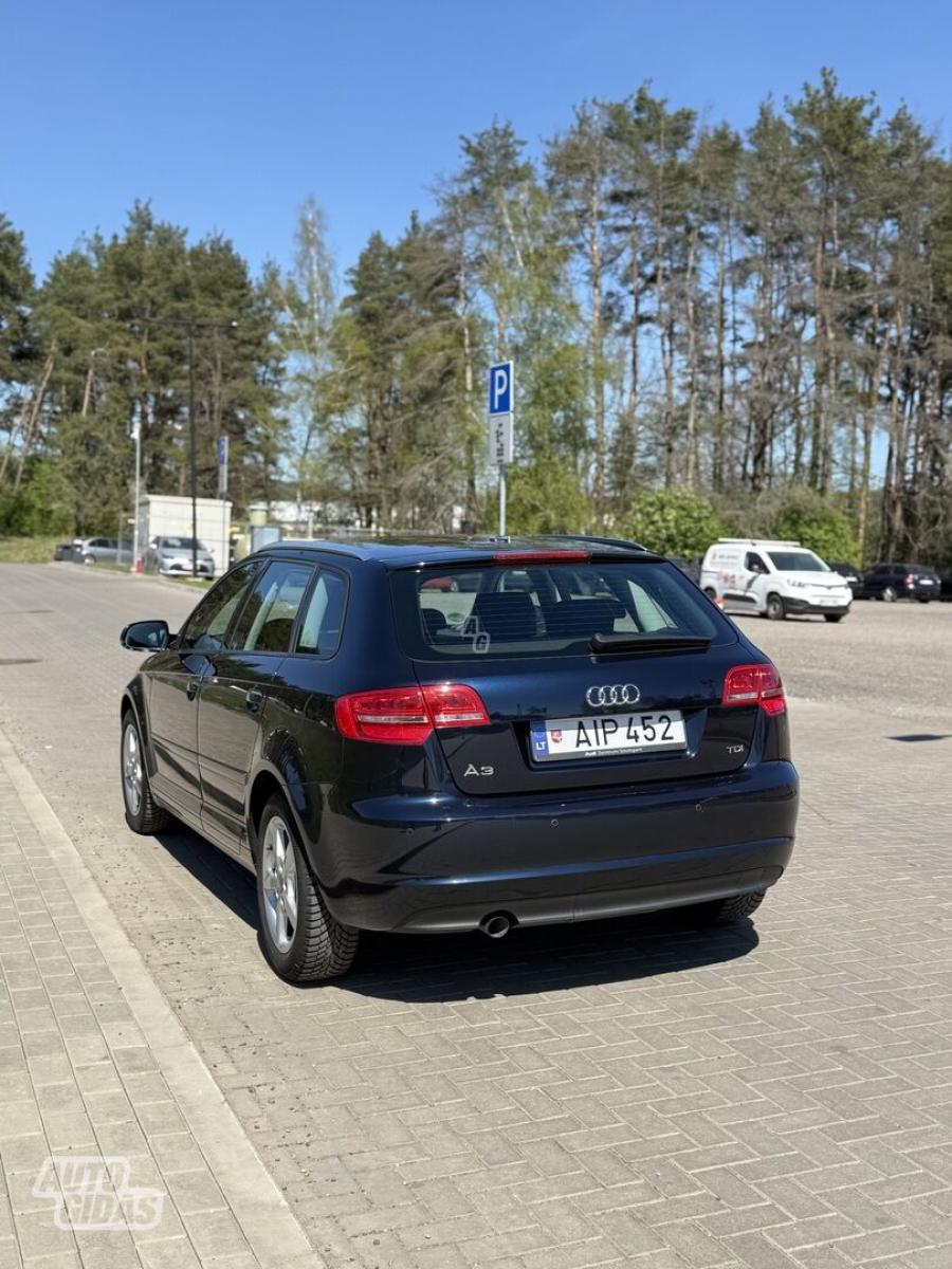 Blue Audi A3 2012 in Vilnius, with an engine capacity of 1.60 L and mileage of 262 thousand km for 6300 €, photo 11 on AUTOMOTO.COM.LV