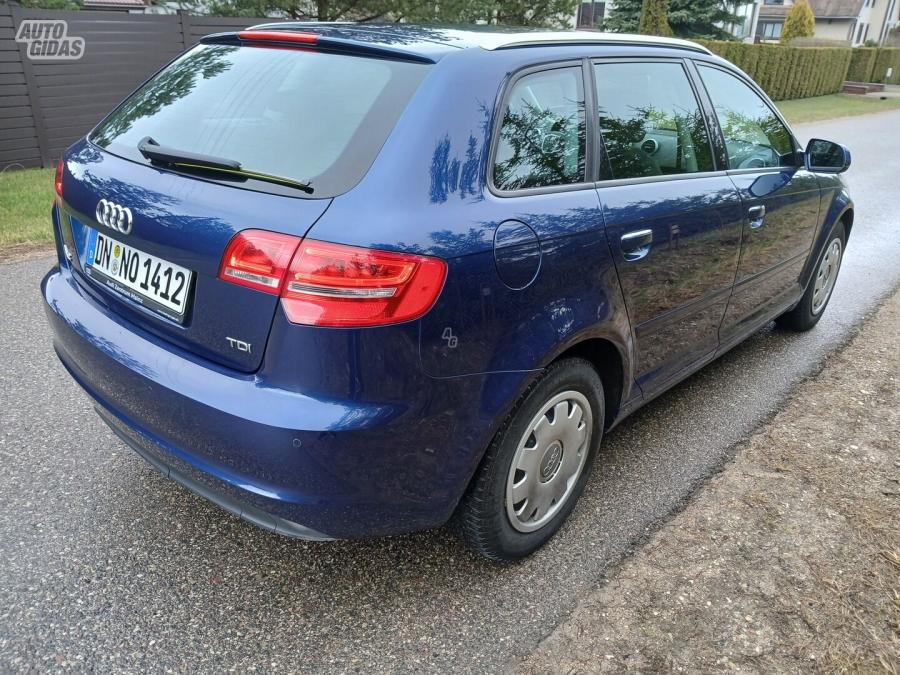 Zils Audi A3 2013 Utena, ar dzinēja tilpumu 1.60 L un nobraukumu 236 tūkst. km par 5600 €, foto 14 vietnē AUTOMOTO.COM.LV