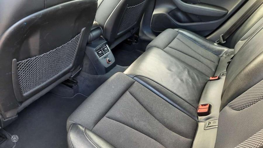 Blue Audi A3 2014 in Kaunas, with an engine capacity of 1.40 L and mileage of 272 thousand km for 7990 €, photo 40 on AUTOMOTO.COM.LV