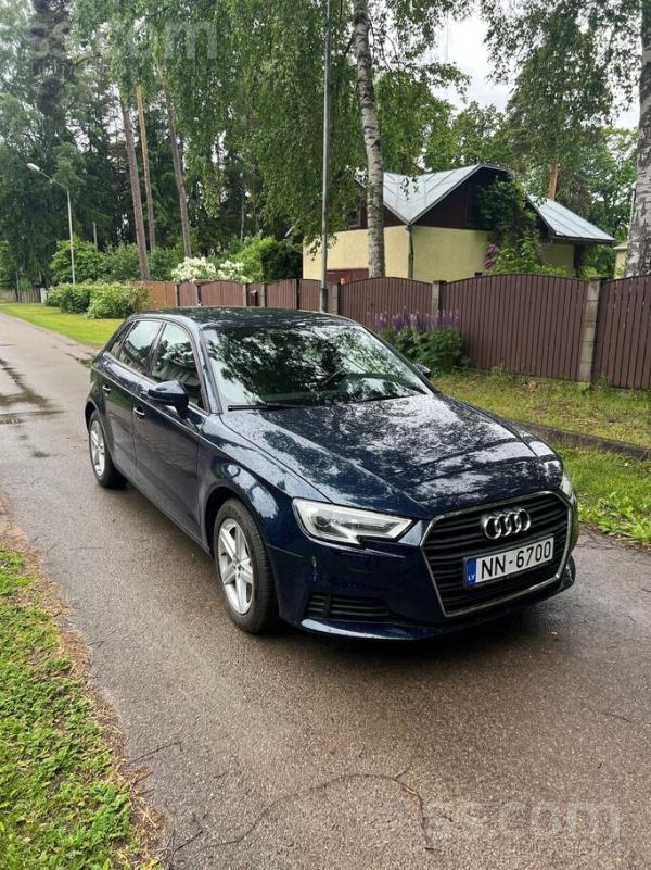 Zils Audi A3 2017 Rīga, ar dzinēja tilpumu 1.60 L un nobraukumu 133 tūkst. km par 13500 €, foto 1 vietnē AUTOMOTO.COM.LV