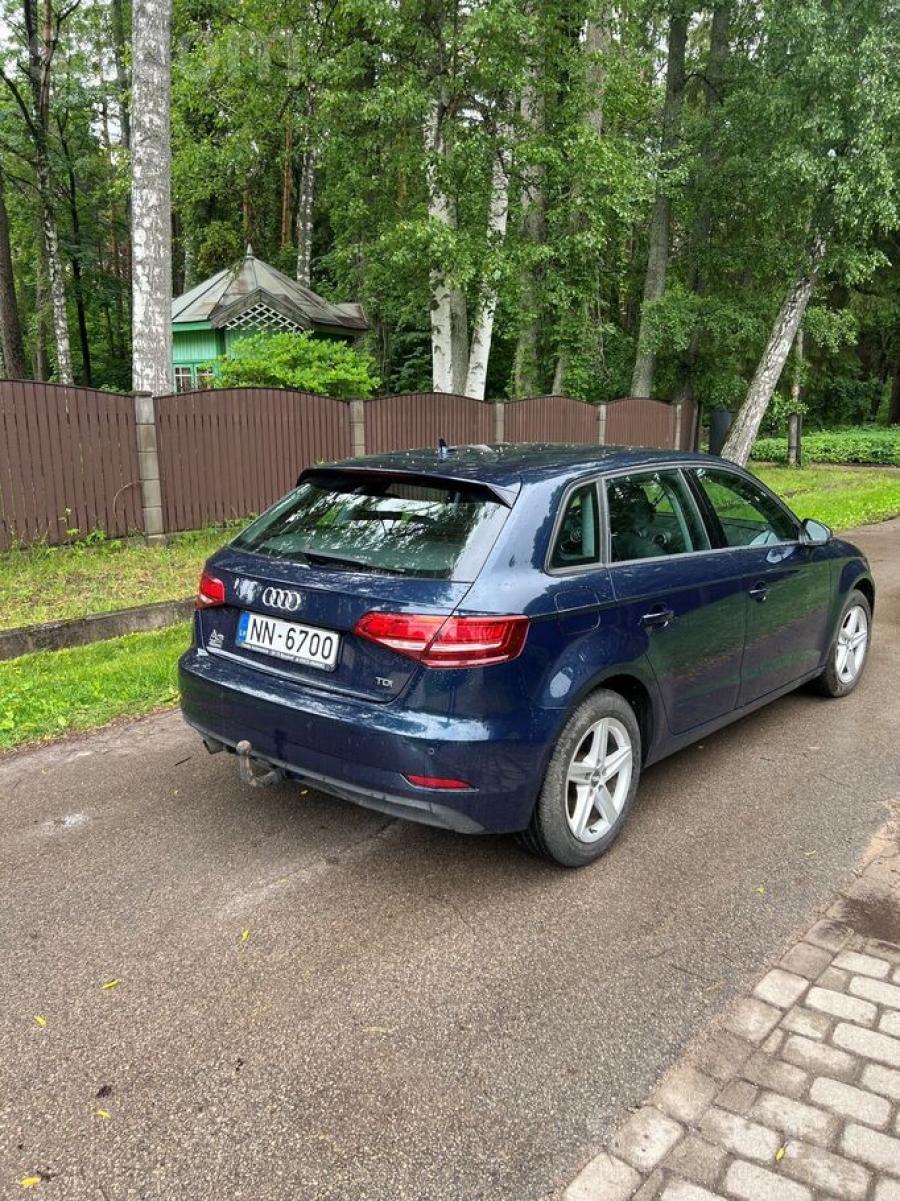 Zils Audi A3 2017 Rīga, ar dzinēja tilpumu 1.60 L un nobraukumu 133 tūkst. km par 11800 €, foto 4 vietnē AUTOMOTO.COM.LV