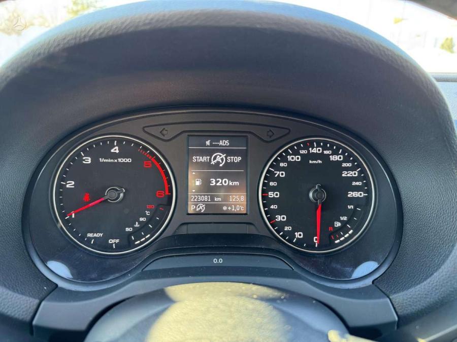 Zils Audi A3 2018 Telšiai, ar dzinēja tilpumu 1.60 L un nobraukumu 223 tūkst. km par 10500 €, foto 24 vietnē AUTOMOTO.COM.LV