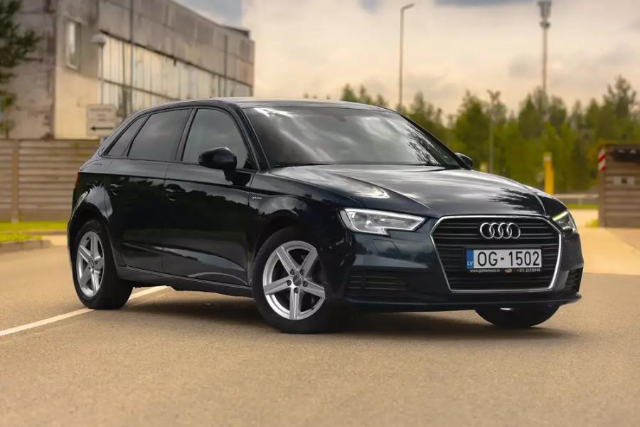 Zils Audi A3 2018 Jelgava, ar dzinēja tilpumu 1.40 L un nobraukumu 179 tūkst. km par 10500 €, foto 3 vietnē AUTOMOTO.COM.LV