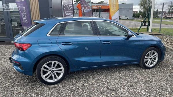 Blue Audi A3 2020 in Marijampole, with an engine capacity of 2.00 L and mileage of 270 thousand km for 15500 €, photo 9 on AUTOMOTO.COM.LV