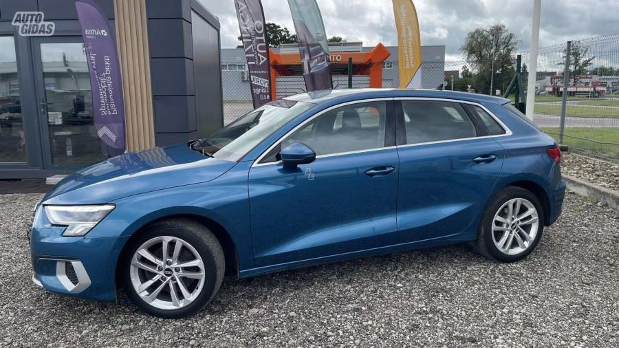 Blue Audi A3 2020 in Marijampole, with an engine capacity of 2.00 L and mileage of 270 thousand km for 15500 €, photo 11 on AUTOMOTO.COM.LV