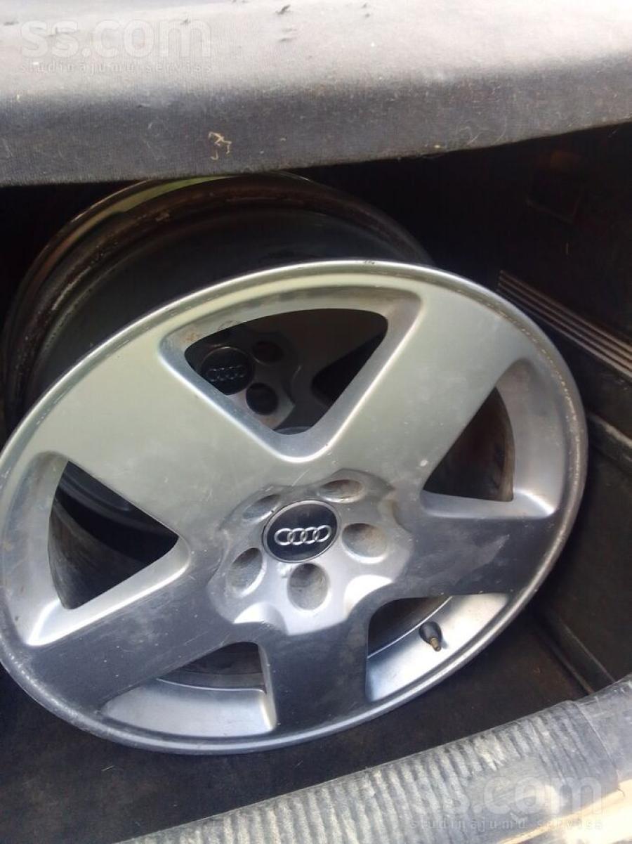 Zils Audi A3 2000 Jelgava, ar dzinēja tilpumu 1.90 L un nobraukumu 0 tūkst. km par 450 €, foto 13 vietnē AUTOMOTO.COM.LV
