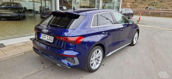 Zils Audi A3 2023 Kauņa, ar dzinēja tilpumu 1.50 L un nobraukumu 25 tūkst. km par 33197 €, foto 3 vietnē AUTOMOTO.COM.LV
