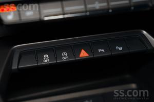 Blue Audi A3 2023 in Riga, with an engine capacity of 1.00 L and mileage of 58 thousand km for 15999 €, photo 13 on AUTOMOTO.COM.LV