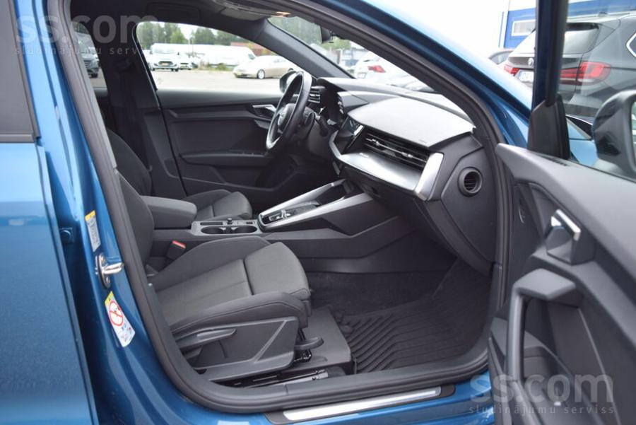 Blue Audi A3 2023 in Riga, with an engine capacity of 1.00 L and mileage of 44 thousand km for 23000 €, photo 13 on AUTOMOTO.COM.LV