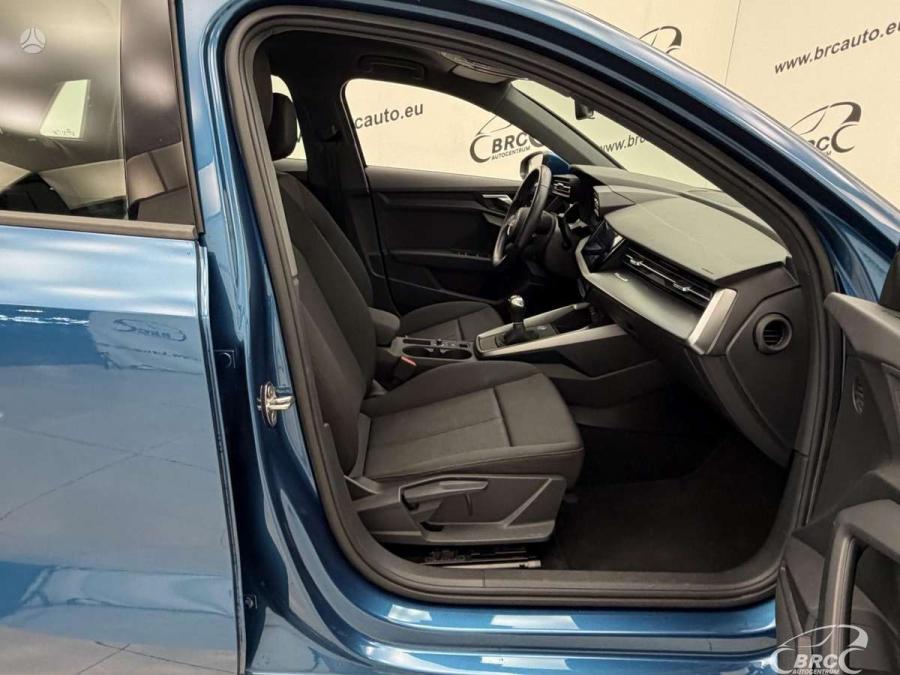 Blue Audi A3 2022 in Vilnius, with an engine capacity of 1.50 L and mileage of 27 thousand km for 17500 €, photo 6 on AUTOMOTO.COM.LV