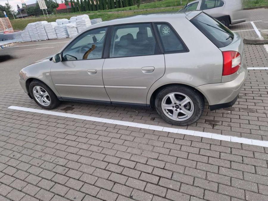 Коричневый Ауди А3 2003 в Каунас, объемом двигателя 1.60 л и пробегом 315 тыс. км за 1250 €, фото 4 на AUTOMOTO.COM.LV