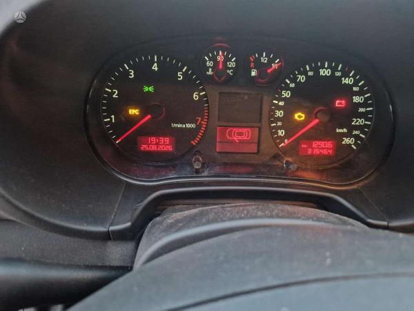Brūns Audi A3 2003 Kauņa, ar dzinēja tilpumu 1.60 L un nobraukumu 315 tūkst. km par 1250 €, foto 10 vietnē AUTOMOTO.COM.LV