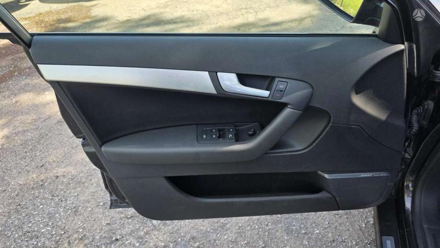 Brūns Audi A3 2005 Šauļi, ar dzinēja tilpumu 1.98 L un nobraukumu 167 tūkst. km par 3750 €, foto 33 vietnē AUTOMOTO.COM.LV